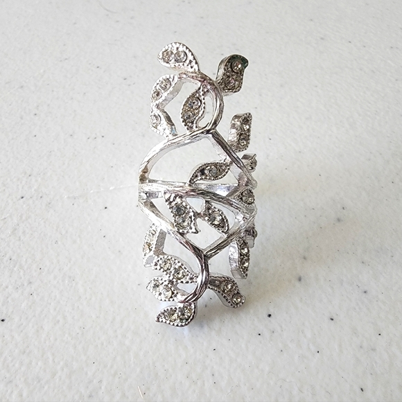 Boutique. | Jewelry | Stunning Large Floral Design Ring | Poshmark